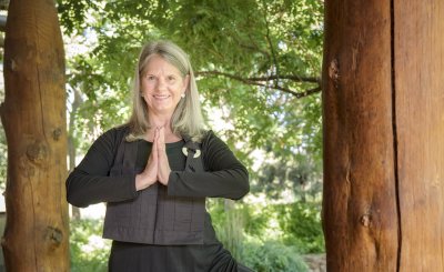 Yoga Uzmanlaşma Programları